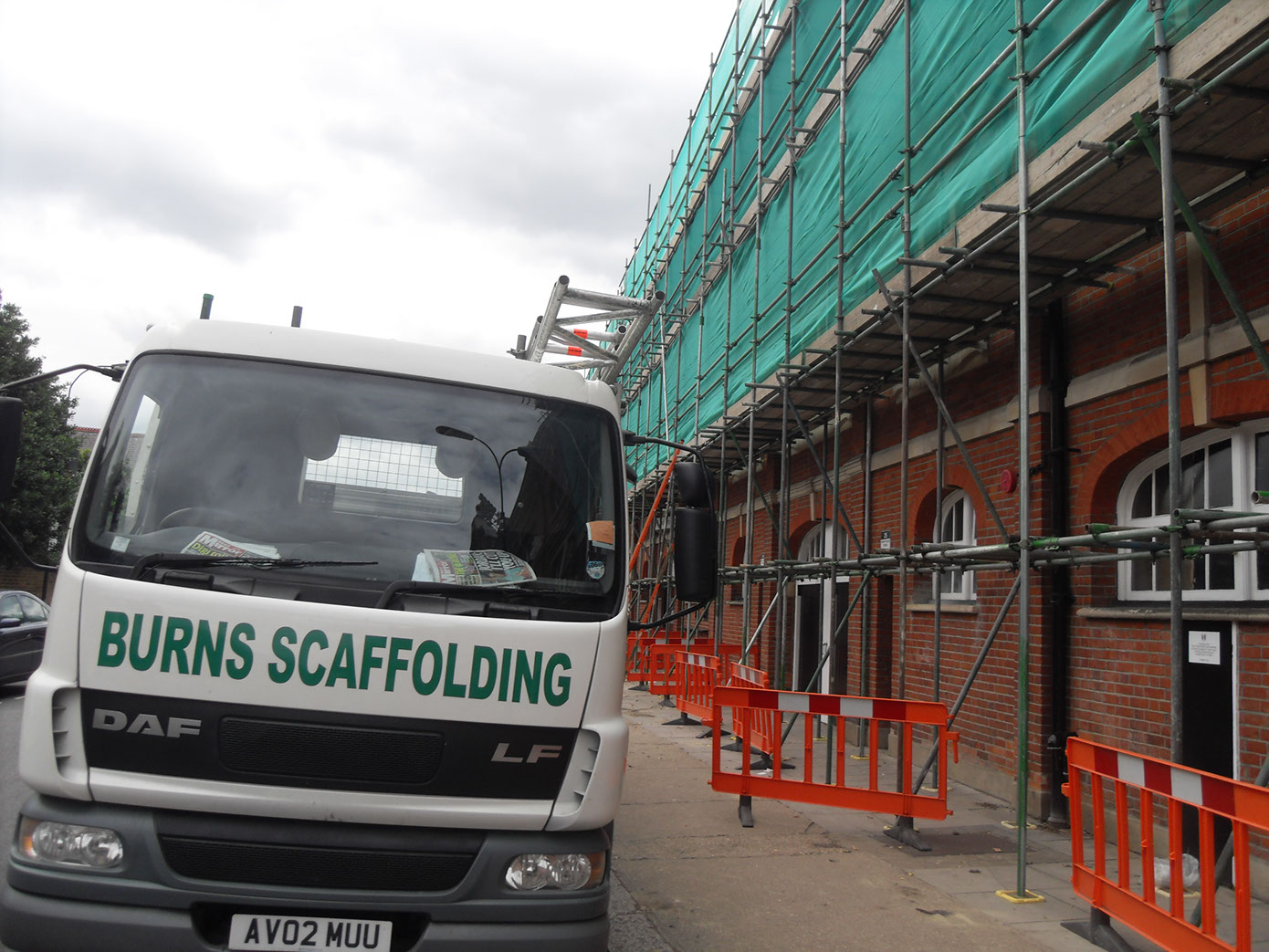 Burns Scaffolding: Gallery - Professional domestic scaffolding in ...
